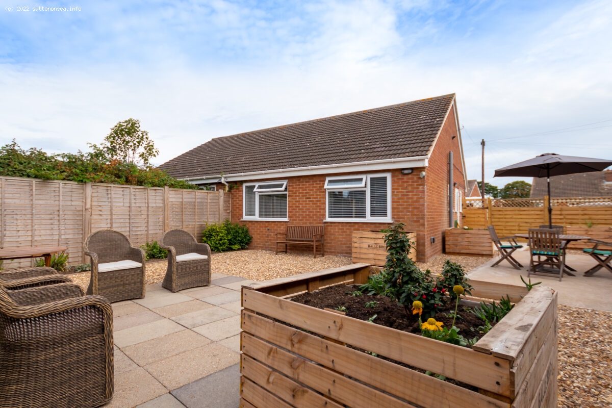 Blue Boat Cottage - Sutton on Sea, Lincolnshire