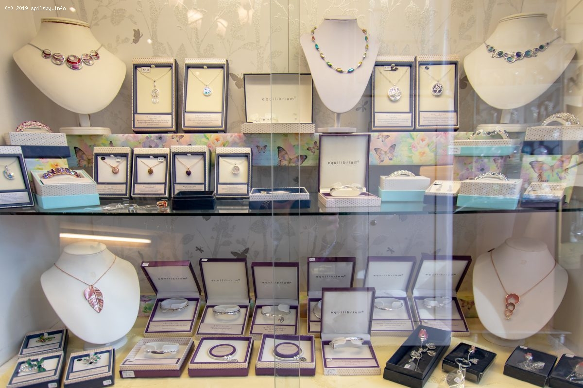 Spilsby Jewellers | Quality Jewellery & Watch Repairs